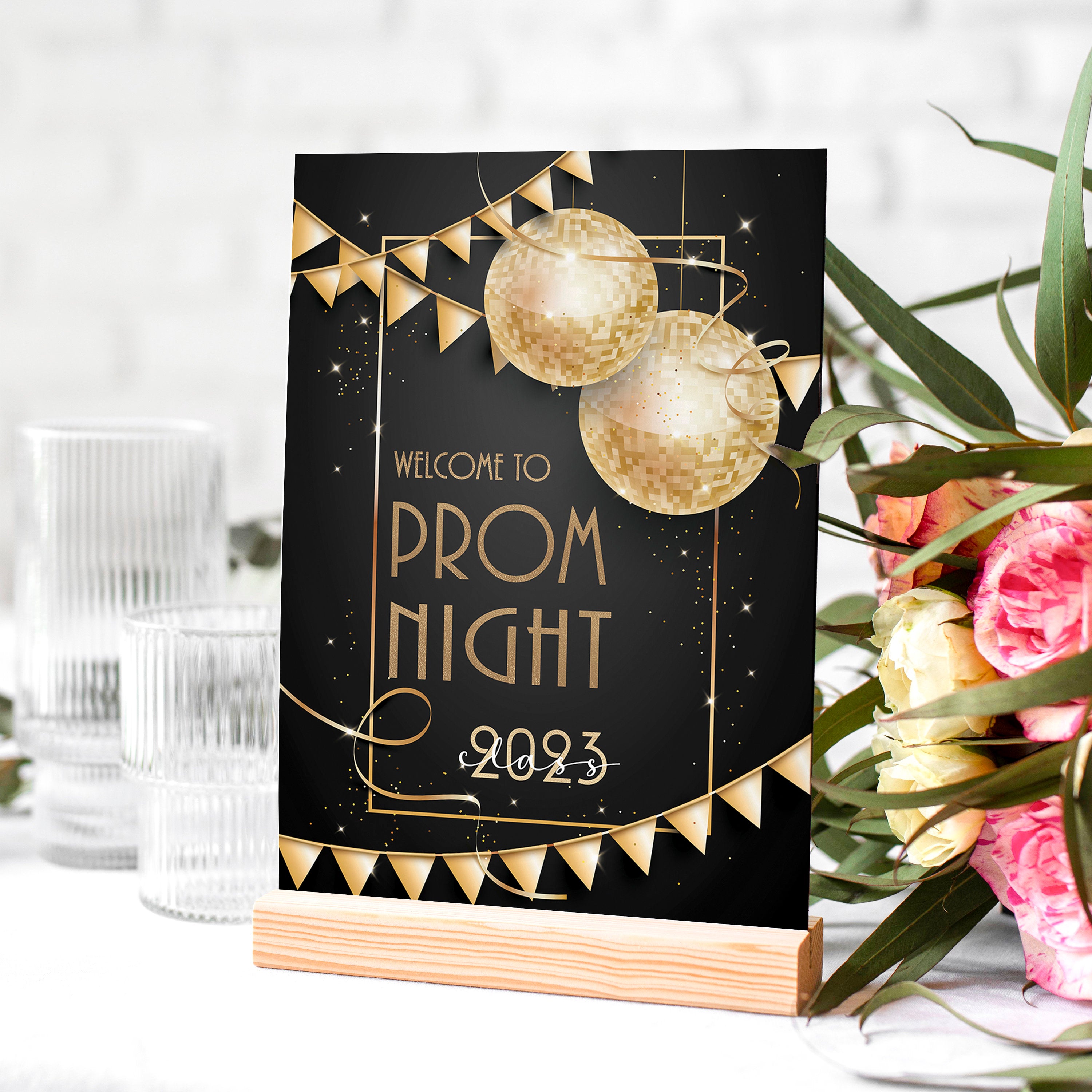 Black and Gold Prom or Graduation Selfie Frame & Party Sign – Smart ...
